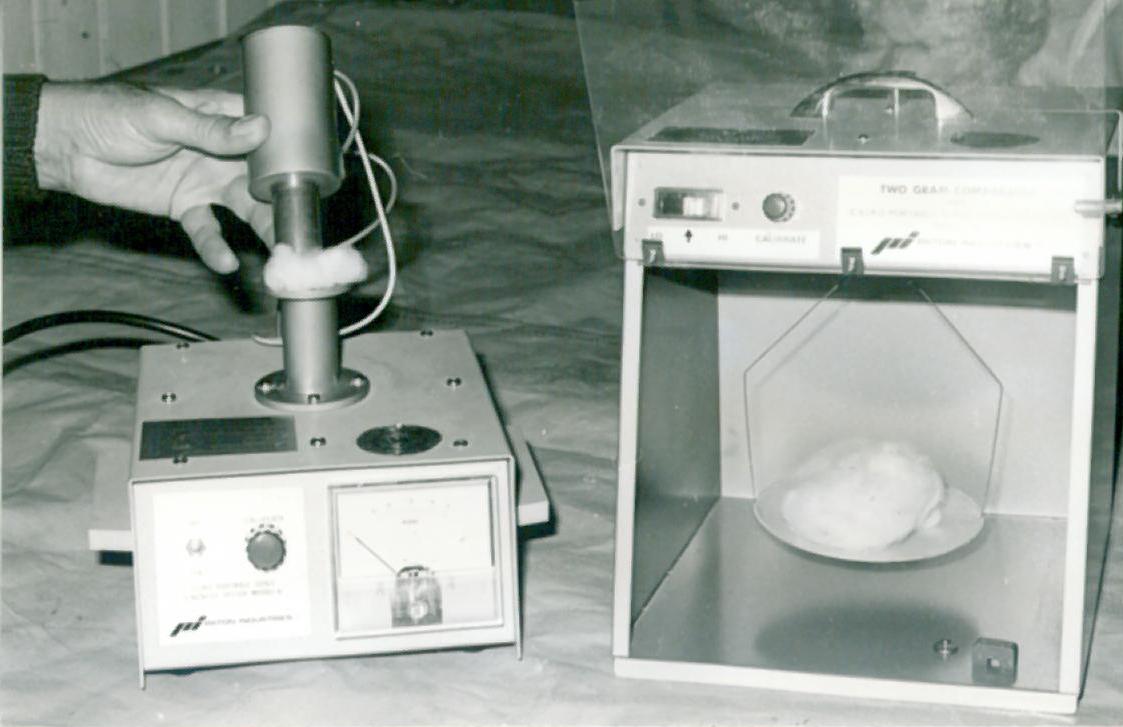 The sonic micron tester and the extemely accurate 2 gram scales ...